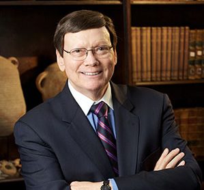 Dr. Ed Hindson – VCY.org